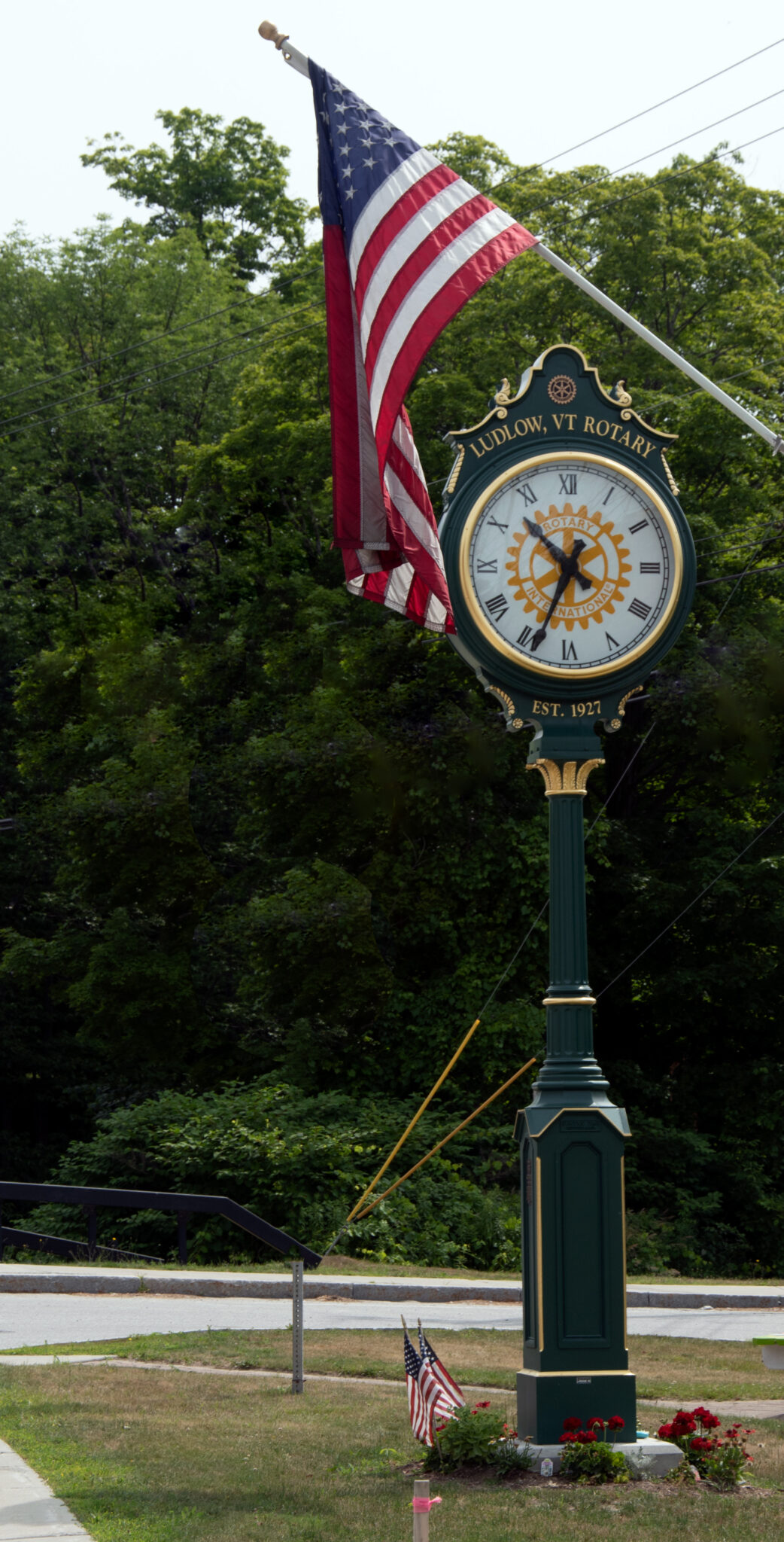 2 Dial Howard Large Post Clocks | Electric Time®